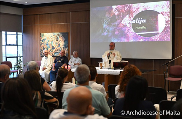 Arceb. Scicluna celebra missa LGBT em Malta